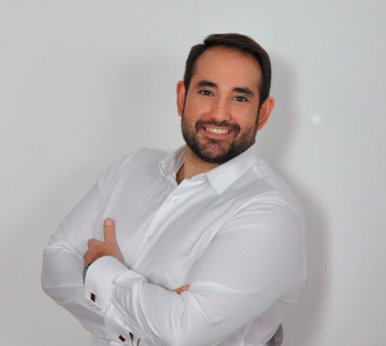 J.M. Beldad: Con la armadura puesta y el corazón en la mano - Ruta de ...